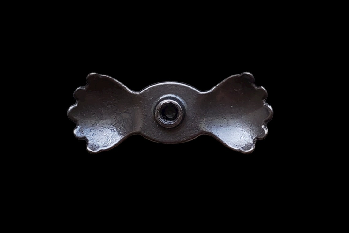 5/8" X 1-1/2" Blossom Spacer Antique Nickel Screw-back Concho With ...