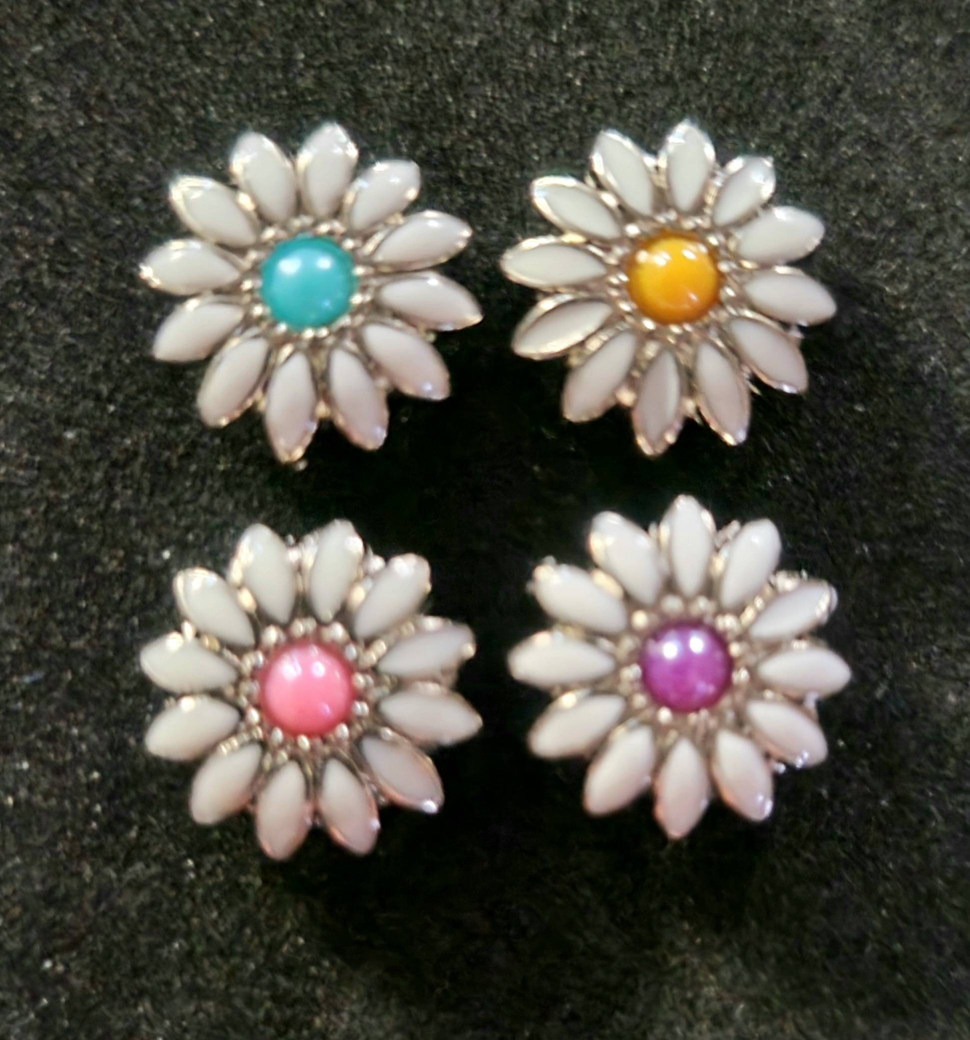 Tiny Daisy Screw Back Conchos 4 - Etsy