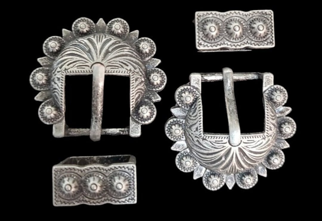 3/4 Berry Buckle and Keeper ANP 2 Sets - Etsy