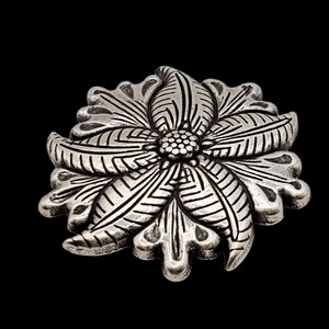 1-1/2" Sheridan Leather Artist Chan Geer #2 Screw-back Concho - Etsy