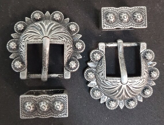 3/4 Berry Edge Buckles and Keepers Ant Nickel pair | Etsy