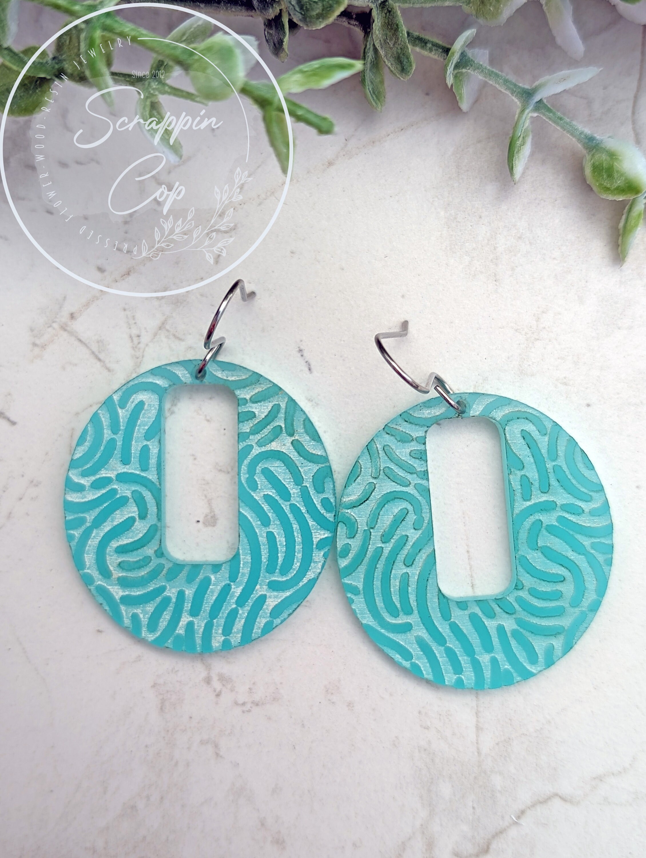Abstract Hoop Earring Laser Cut File: Engraved Boho Design (digital ...