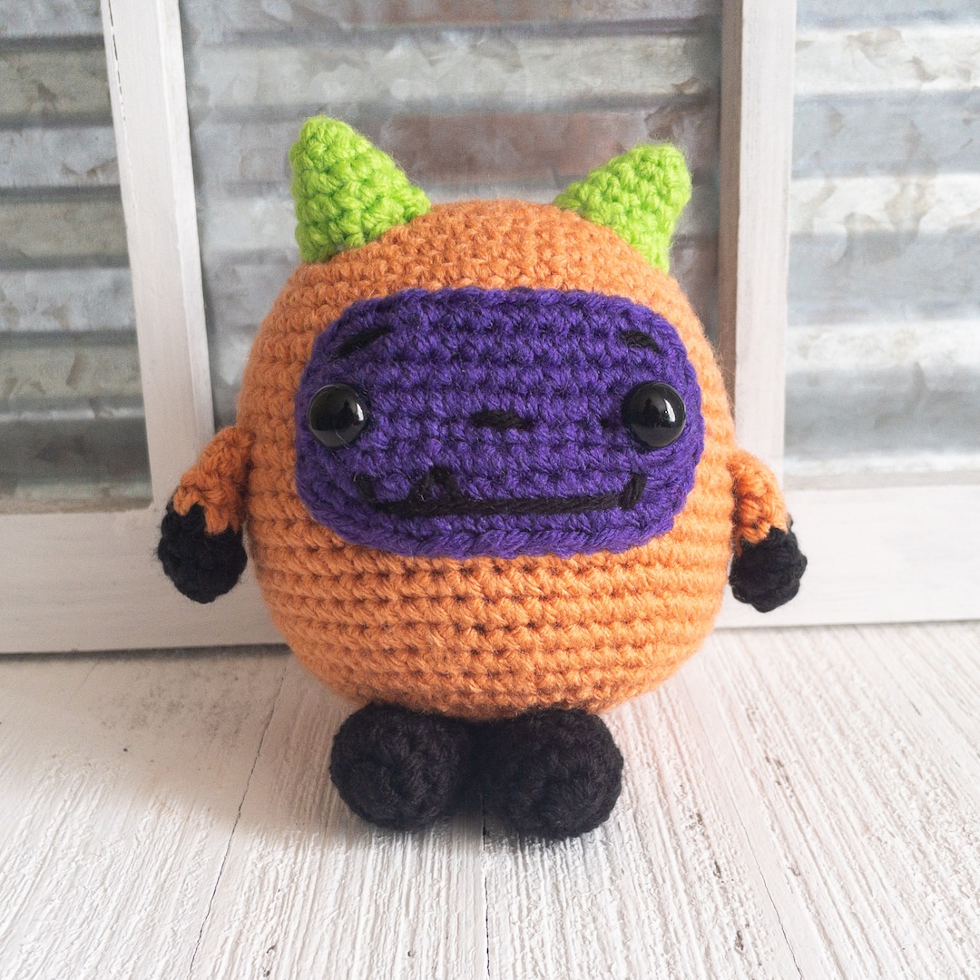 Yeti - Spooky Yeti - Halloween Yeti - Halloween Monster - Bigfoot ...