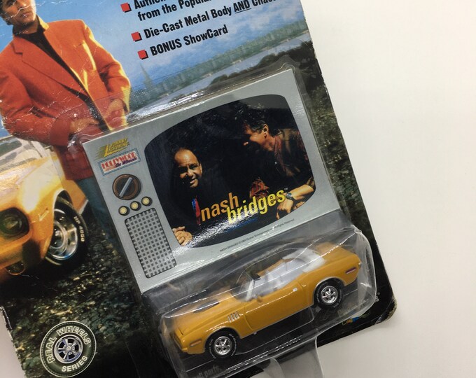 Nash Bridges Johnny Lightning Die-cast '71 Hemi Cuda Classic Car & Card ...