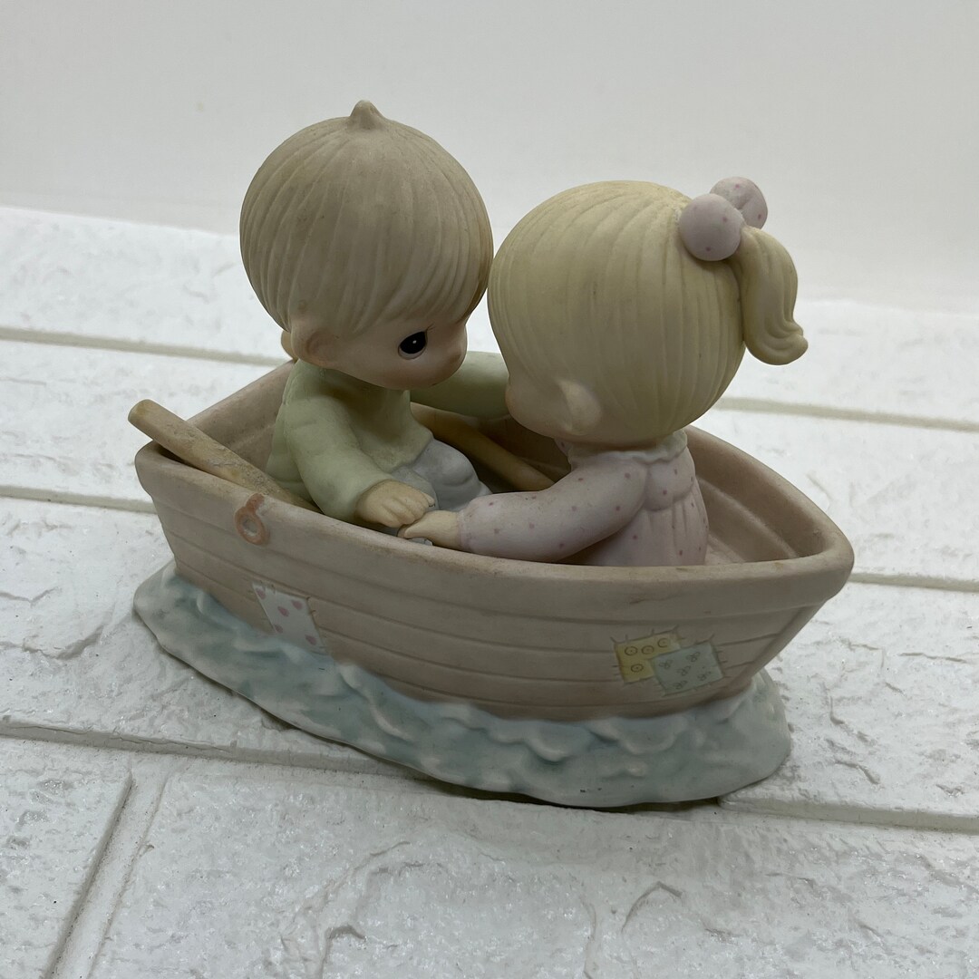 Vintage Precious Moments 1985 Boat Figurine . Friends Never Drift Apart ...