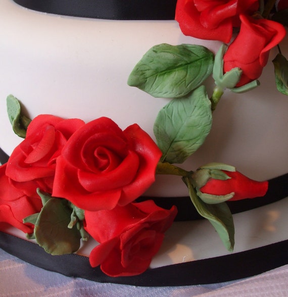 Items similar to Edible Sugar Red Roses on Etsy