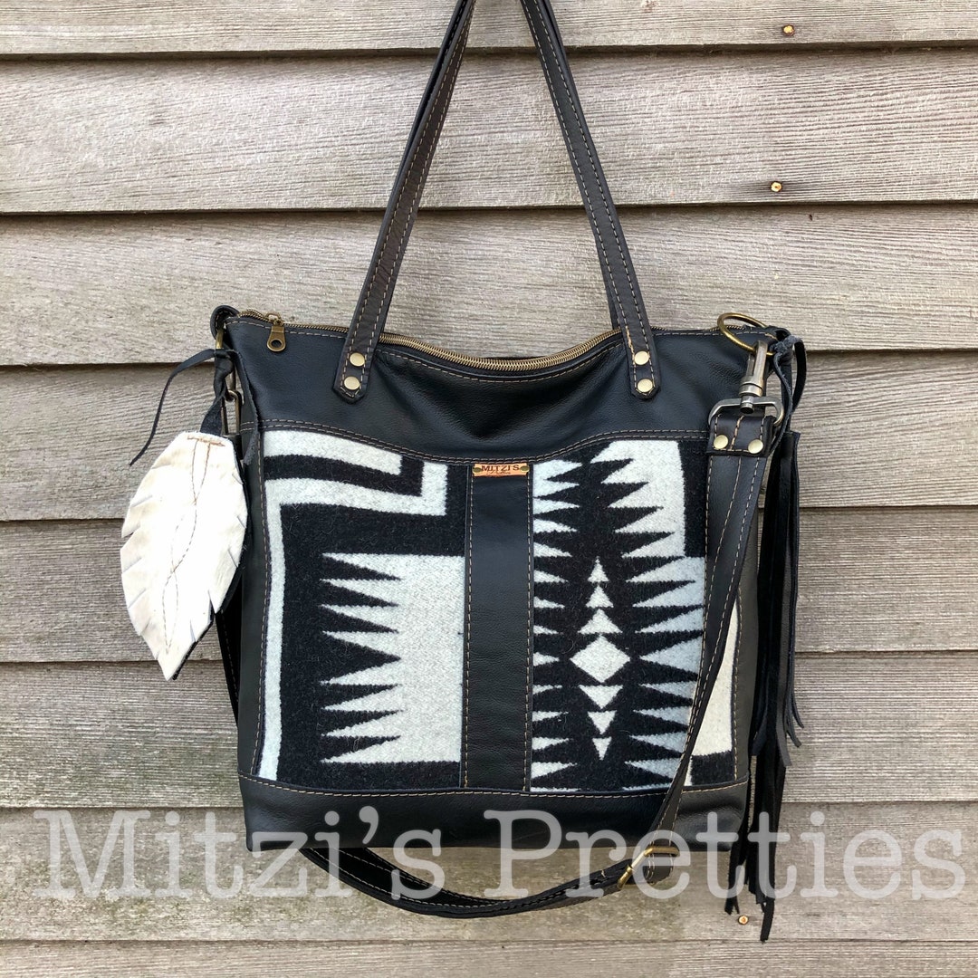 MADE TO ORDER Pendleton & Leather Crossbody Traveler Bag - Etsy