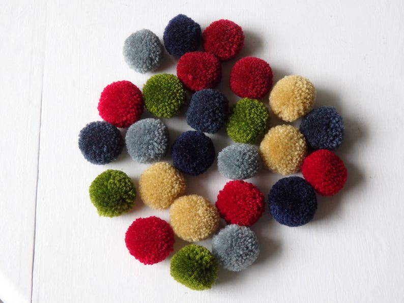 25 Hmong Hill Tribe Pom Poms FESTIVE WINTER MIX Handmade | Etsy