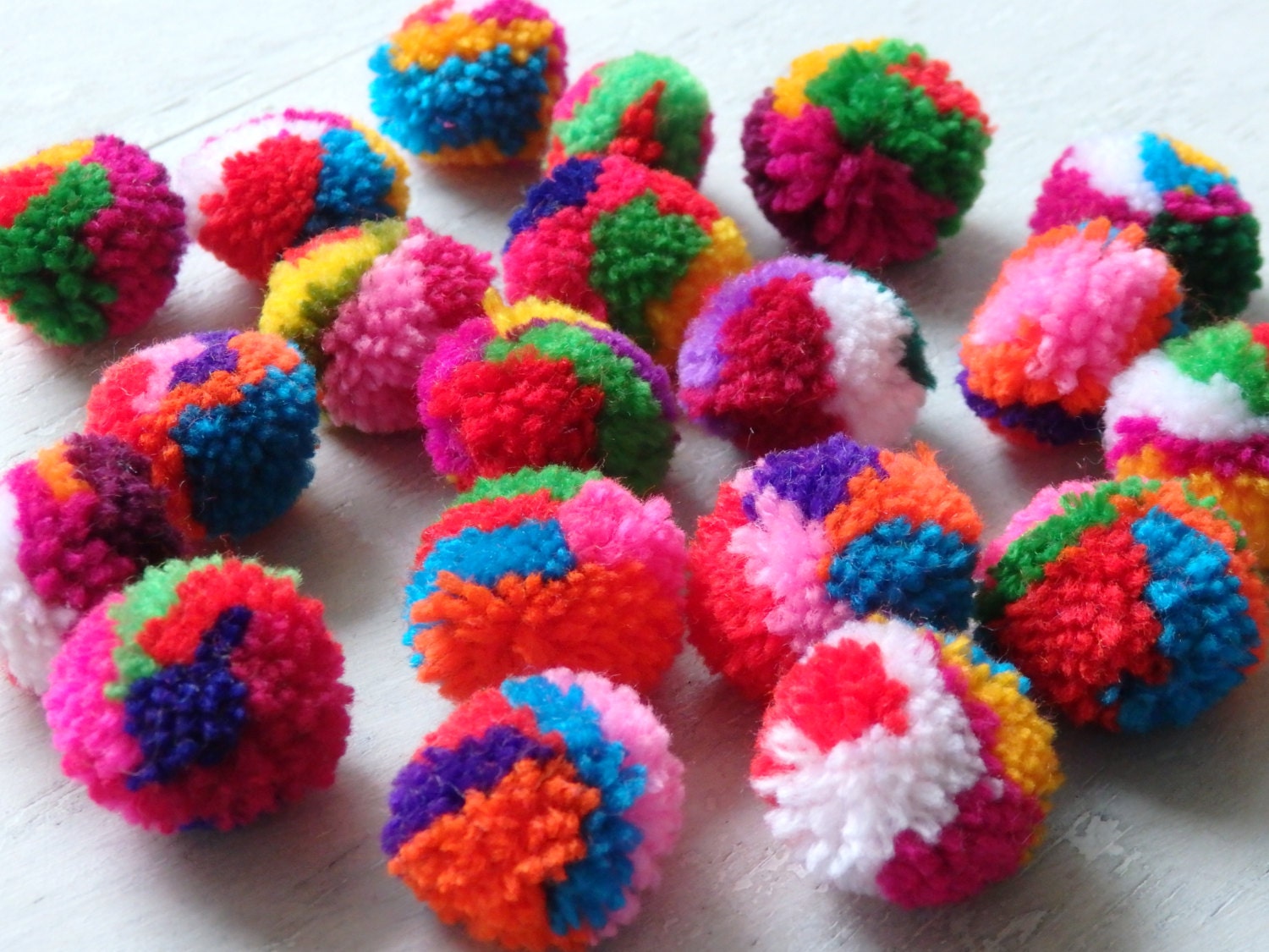 25 Hmong Hill Tribe Pom Poms Standard Size Ethnic Yarn Pom | Etsy