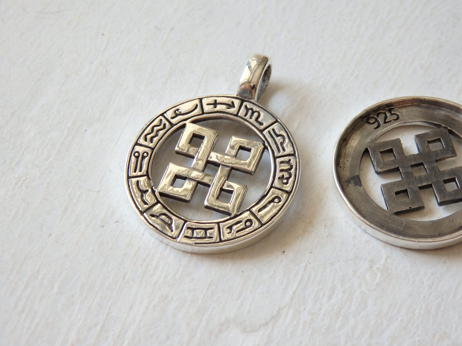925 Sterling Silver Infinity Knot Pendant With Horoscope - Etsy