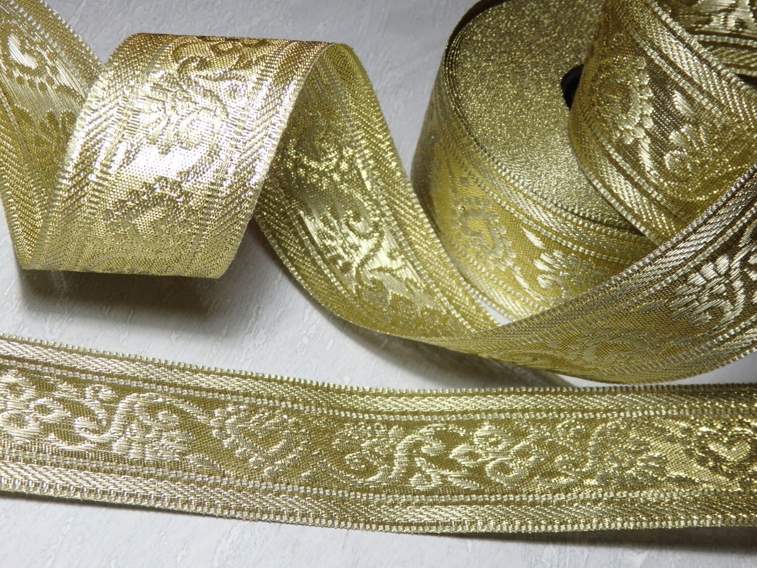 2 Yds. Gold Sari Border Indian Sari Trim in Gold 38mm / - Etsy