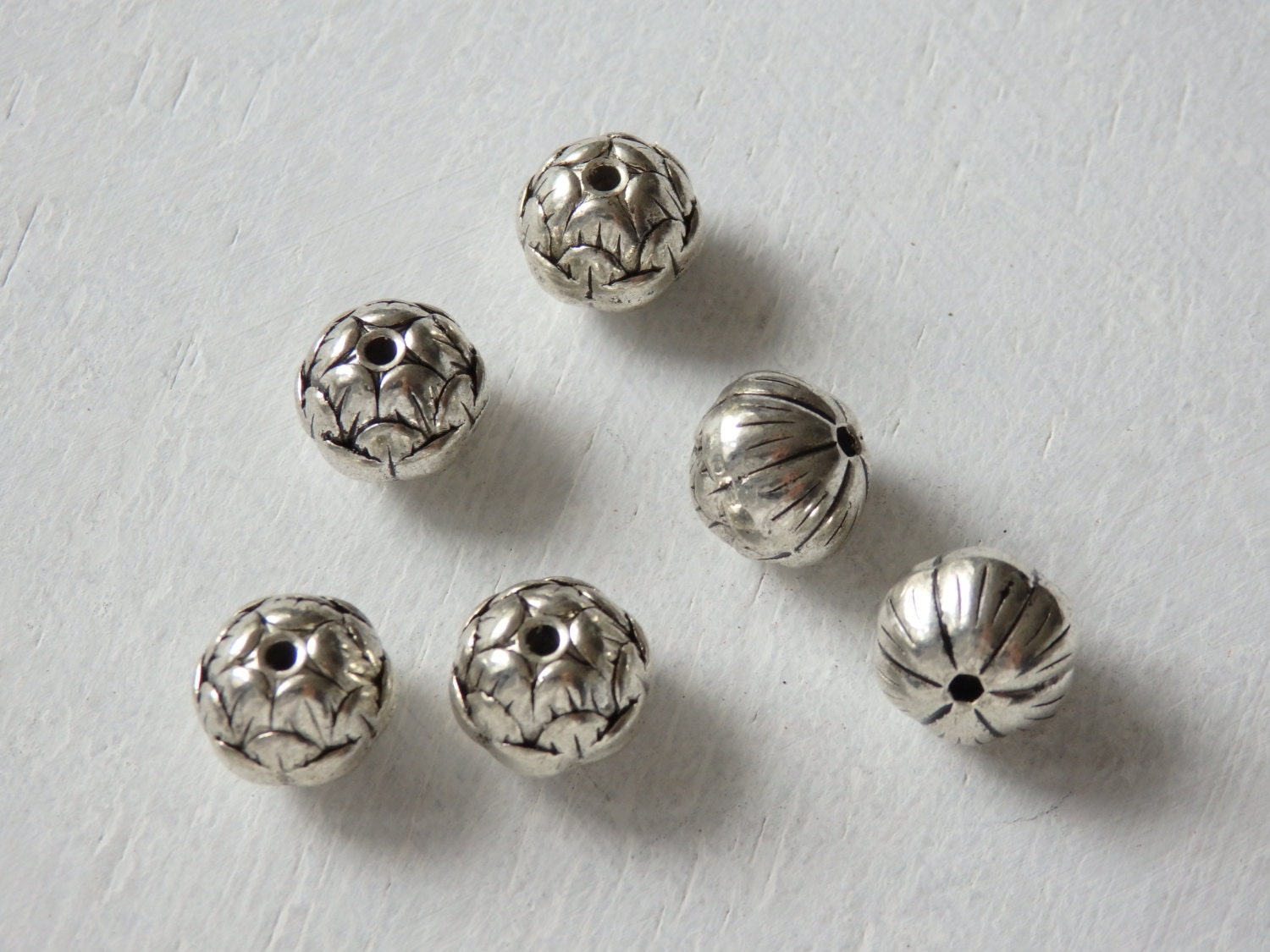 8 Silver lotus flower beads 10x11mm silver tone lotus beads | Etsy