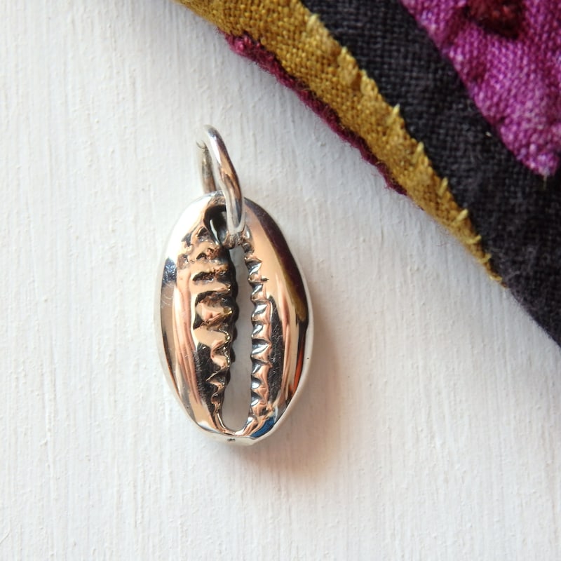 Cowrie Shell Pendant - Etsy