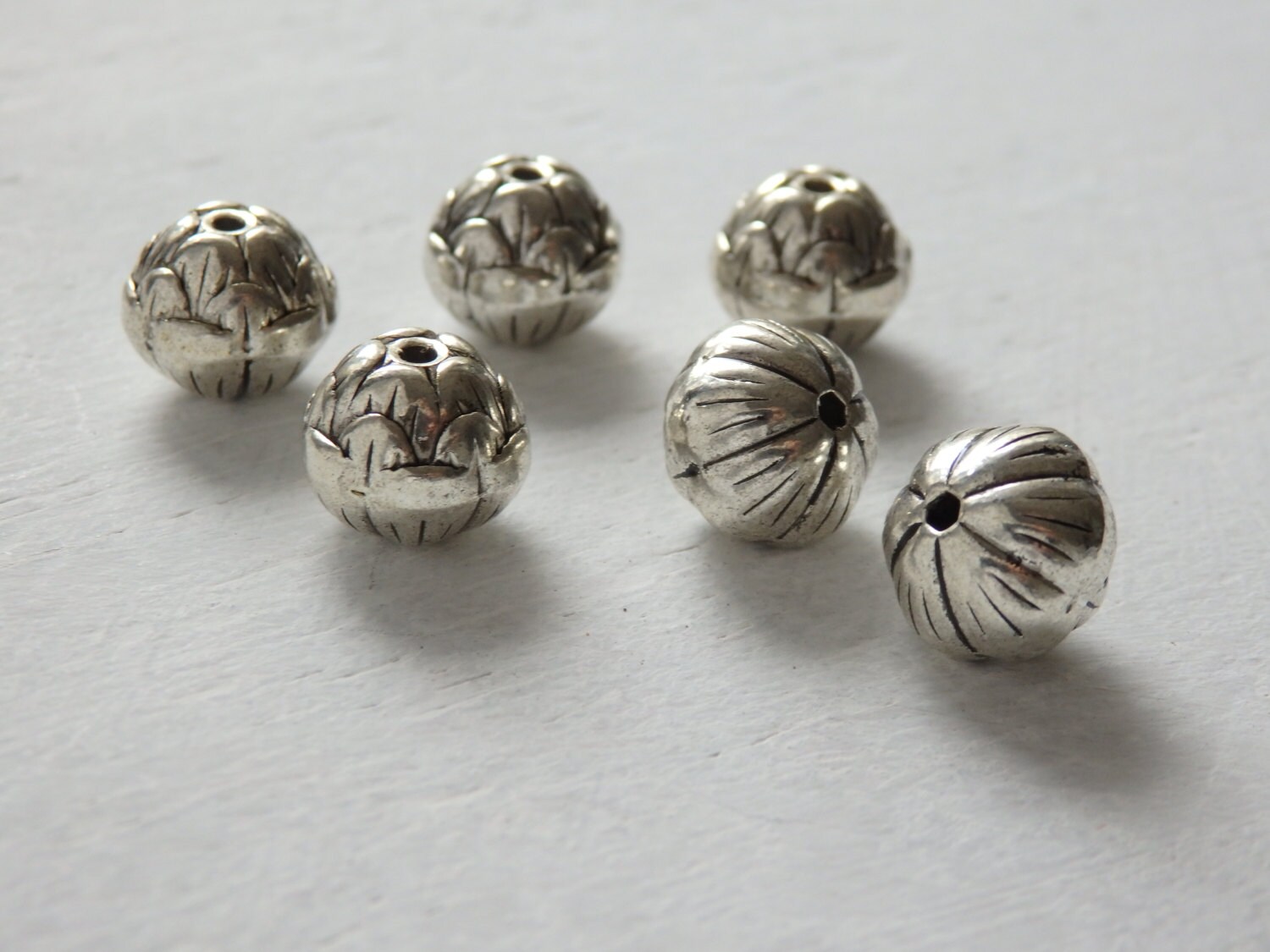 8 Silver lotus flower beads 10x11mm silver tone lotus beads | Etsy