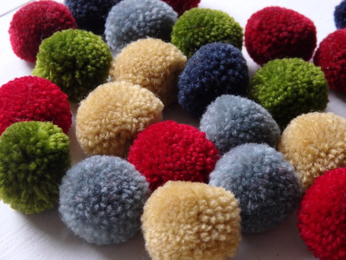 25 Hmong Hill Tribe Pom Poms FESTIVE WINTER MIX Handmade - Etsy