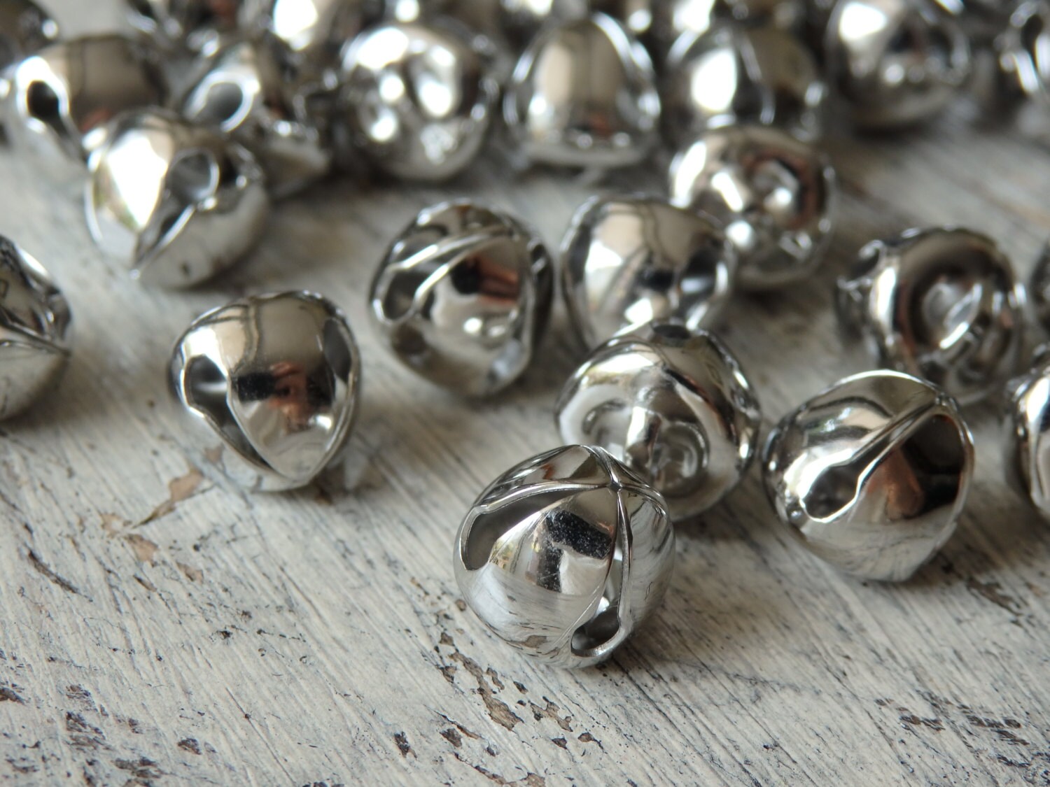 30 Silver Tone Bells: Nickel-free, (10mm) - Etsy Canada