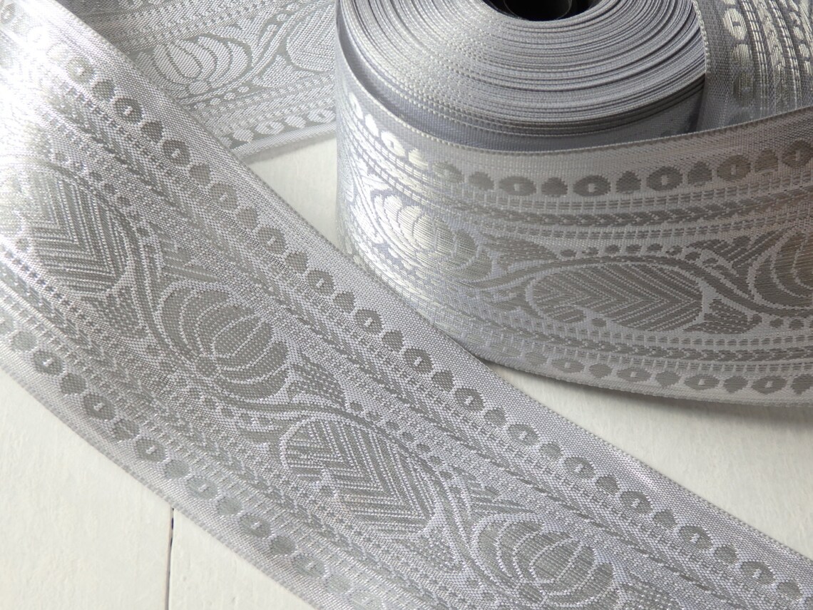 2 Yds. Extra Wide SILVER Sari Border Indian Lotus Flower Sari | Etsy