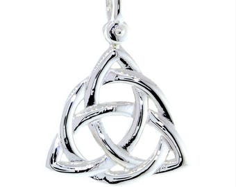 Large Triquetra Irish Infinity Knot Symbol Charm in 18k Yellow Gold - Etsy