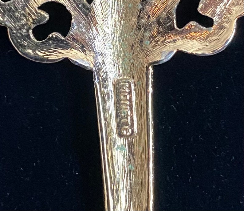 Vintage 1968 Golden Key Series MONET Gold Skeleton Key Necklace - Etsy