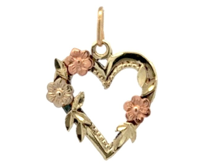 Tri Color Heart Flower Pendant Necklace Romantic & Feminine Gift for ...