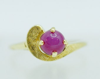 Linde Star Sapphire Ring - Etsy