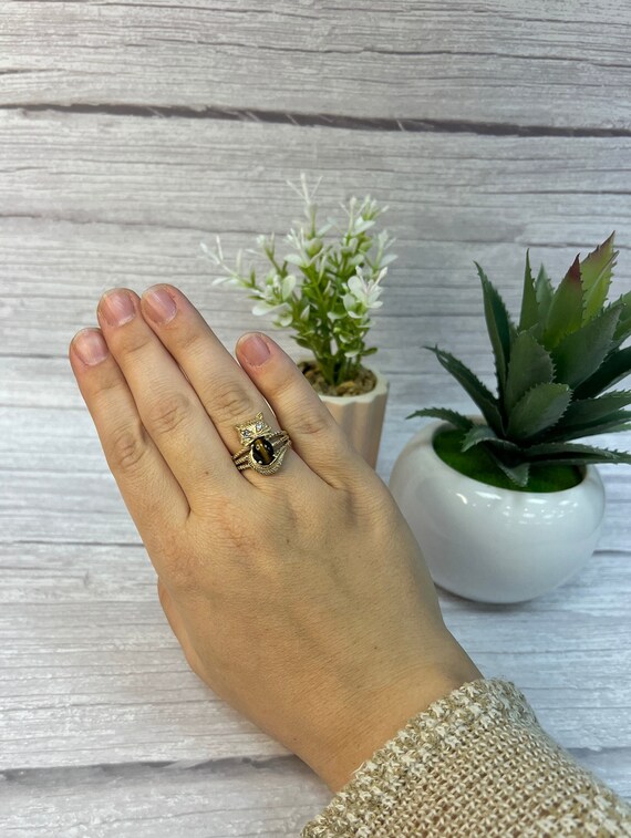 Vintage 10k Yellow Gold Cat Shaped Ring with White Sa… - Gem