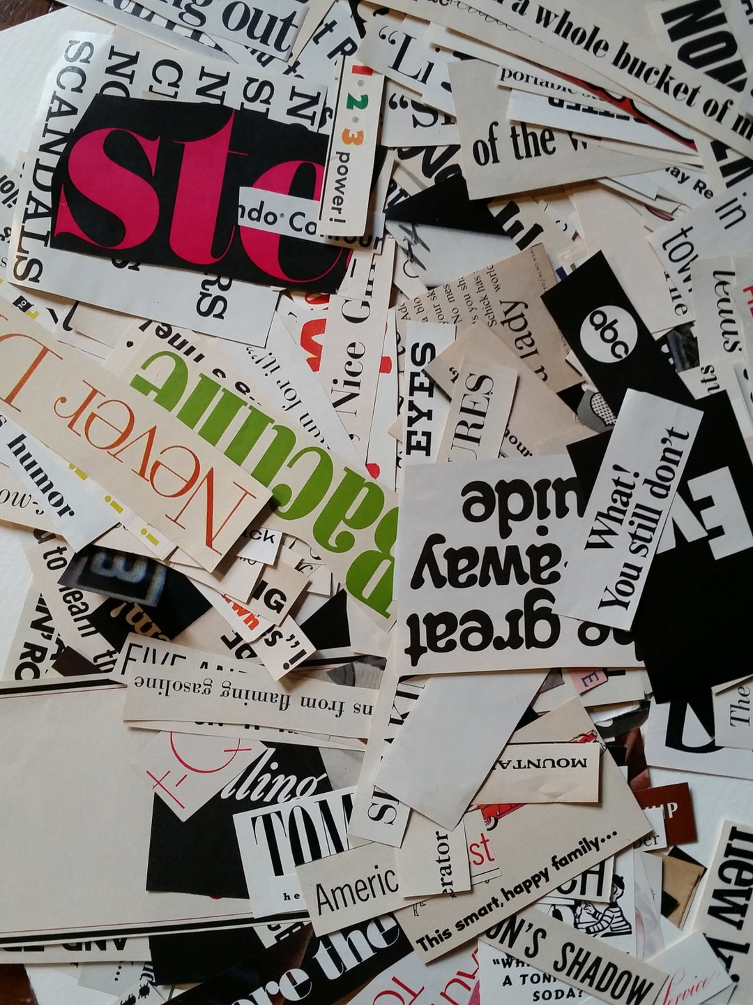 500 Individual Vintage Magazine Clippings, Words, and Phrases for Sale ...