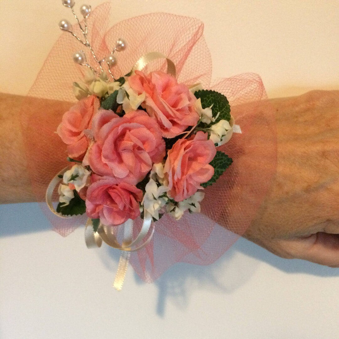 DELUX Your Color Tulle Rose Pearl Prom Dance Mothers Day Wrist Corsage ...