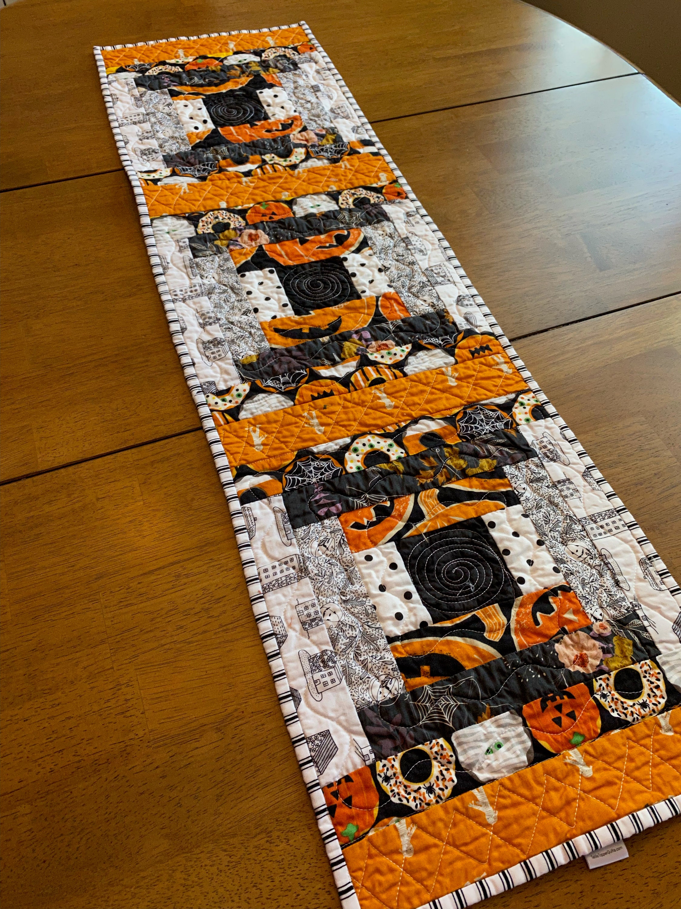 Quilted Table Runner Halloween Decor Halloween Table Runner - Etsy