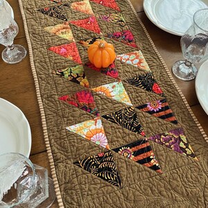 Quilted Autumn Table Runner, Fall Table Topper,brown Table Runner, Autumn Decor, Kaffe Fassett ...