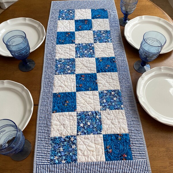 Winter Table Runner - Etsy