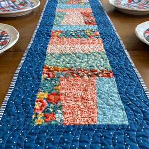 Quilted Table Runner , Blue Borders & Colorful Floral Patchwork ...