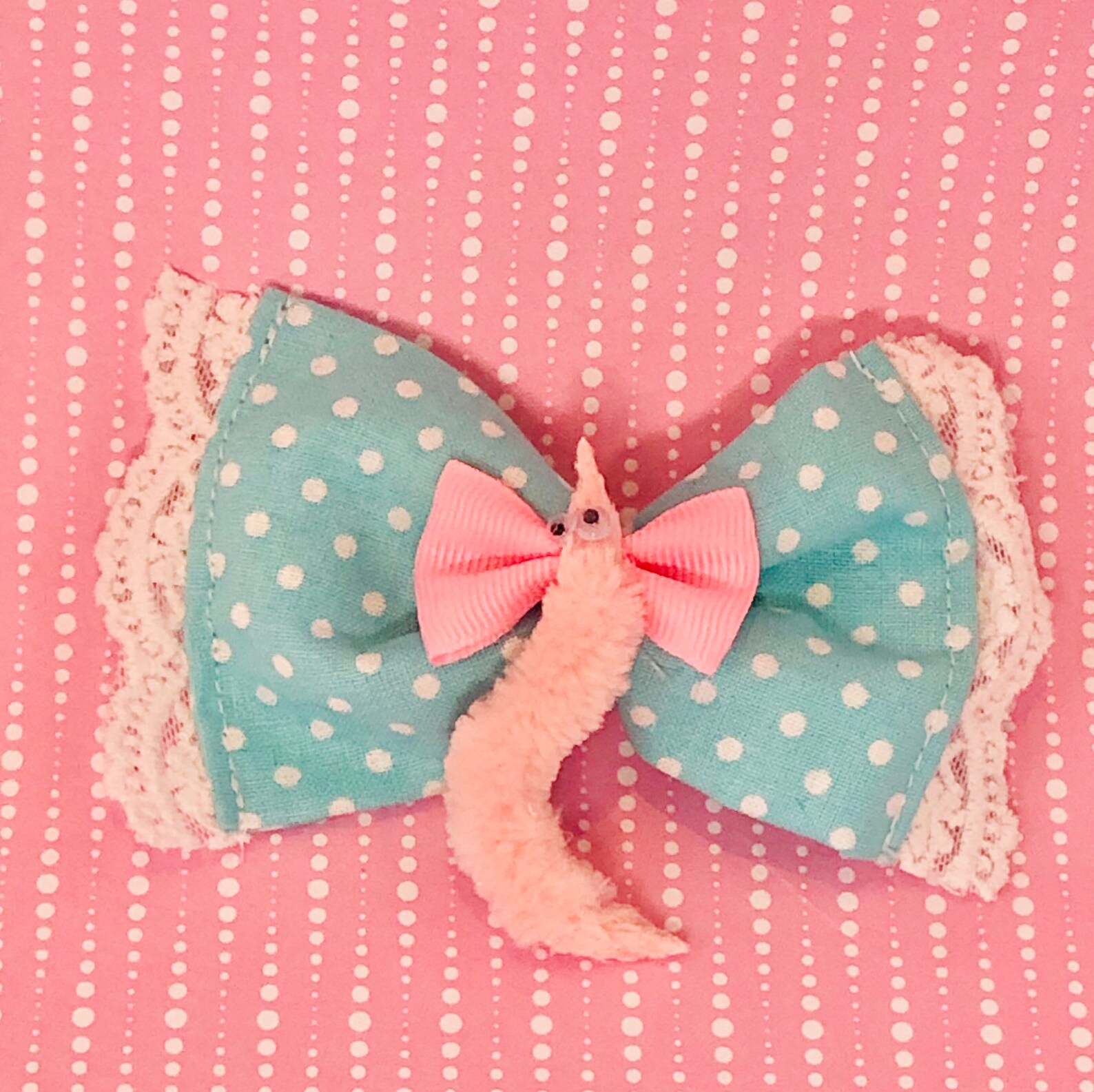 Worm on a String Hair Bow - Etsy