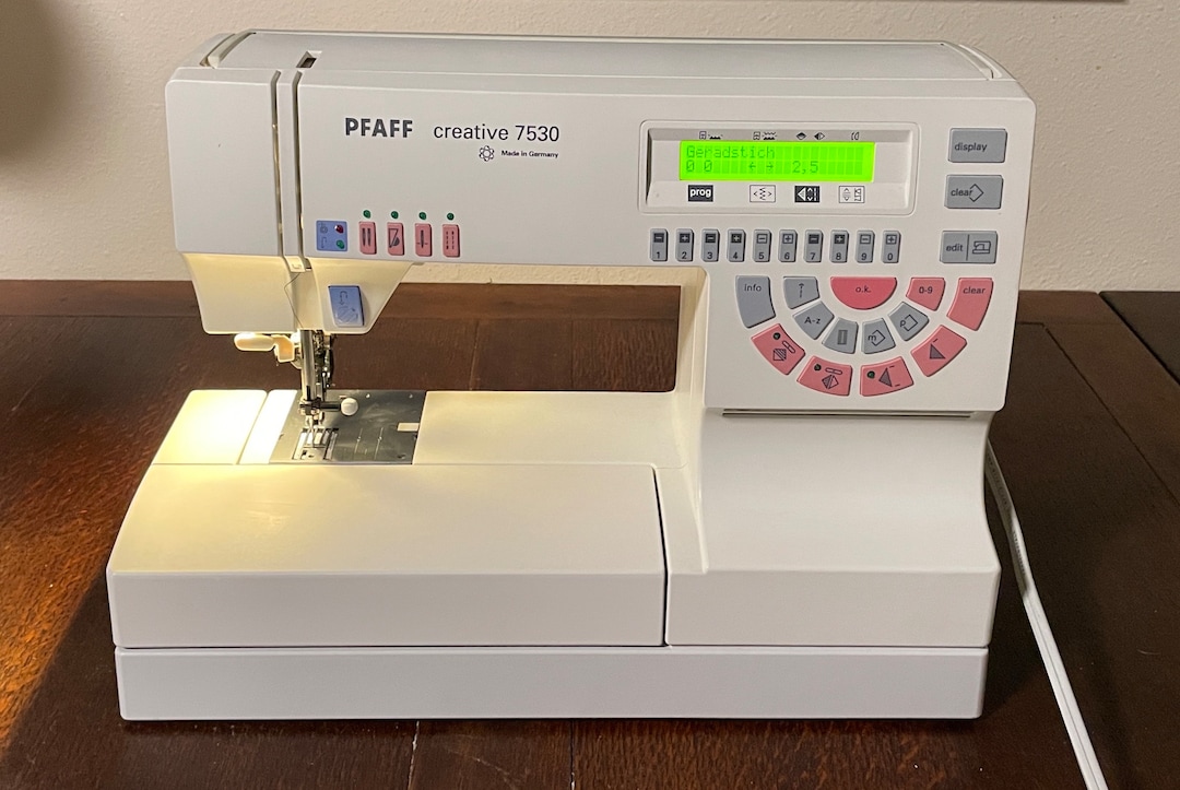 Pfaff 7530 Quilt and Craft Pro Sewing Machine With Foot Pedal - Etsy