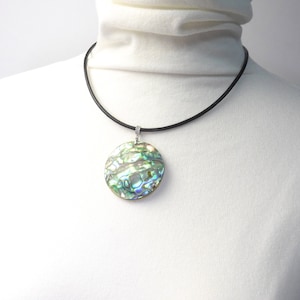 Green Abalone Shell Pendant, Round Paua Shell Pendant, Big Abalone ...