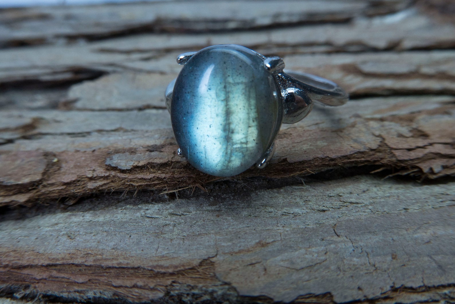 Flash Labradorite Ring, Gemstone Ring, Labradorite Jewelry, Small ...