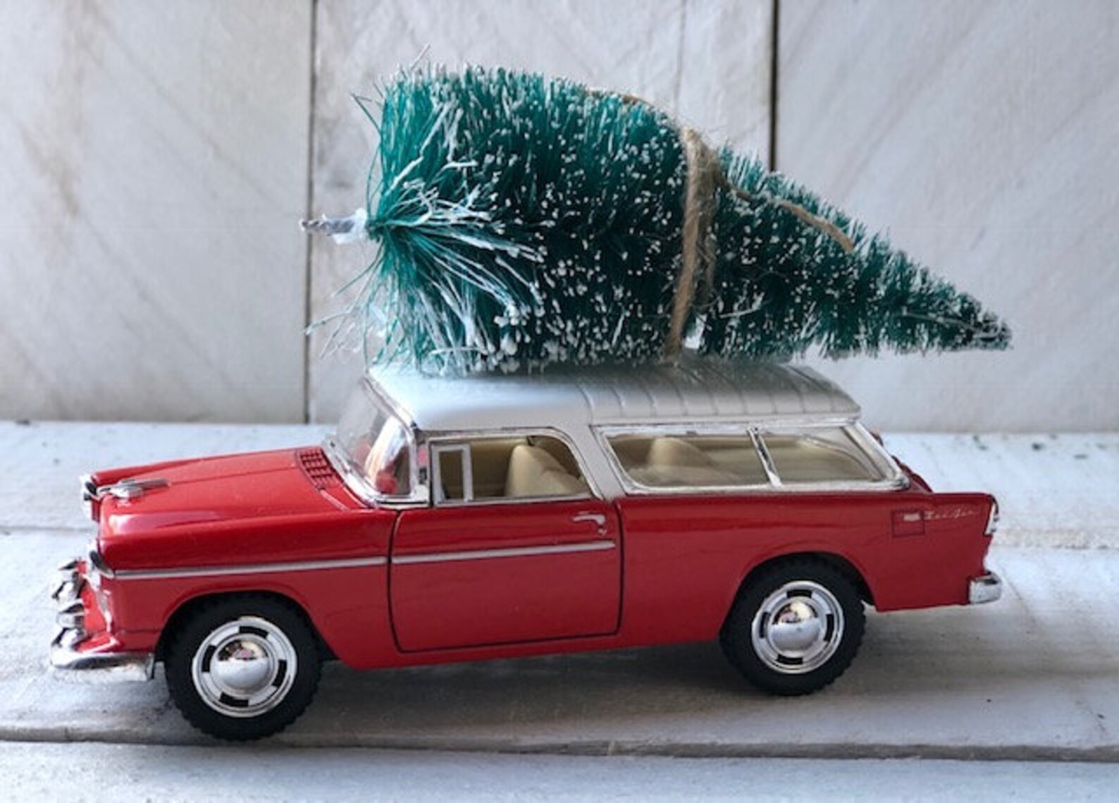 Vintage Wagon With Christmas Tree, Christmas Tree Vintage Station Wagon ...