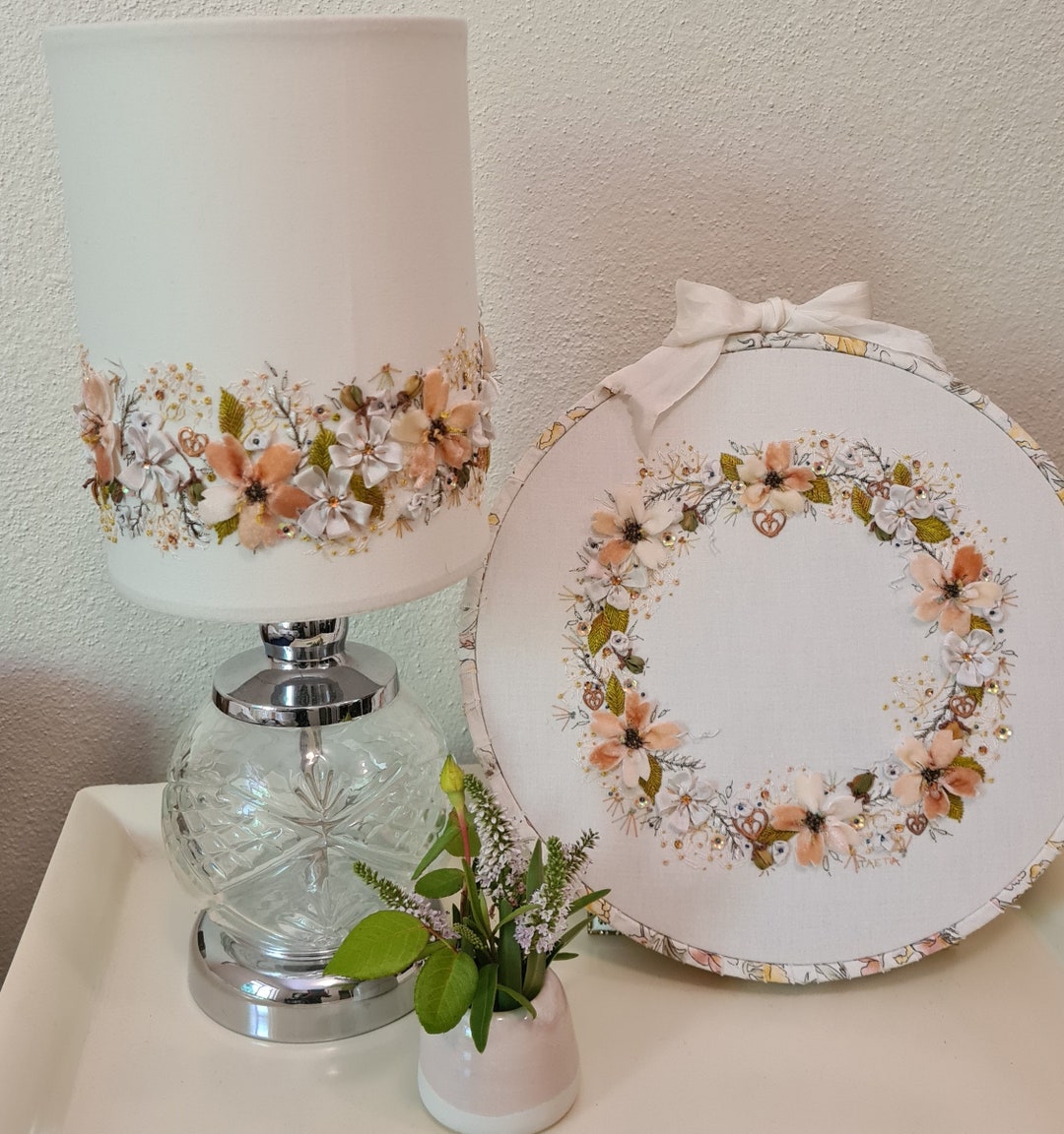 Hand Embroidery Lampshade Pattern. Hand Embroidered Lampshade Design ...