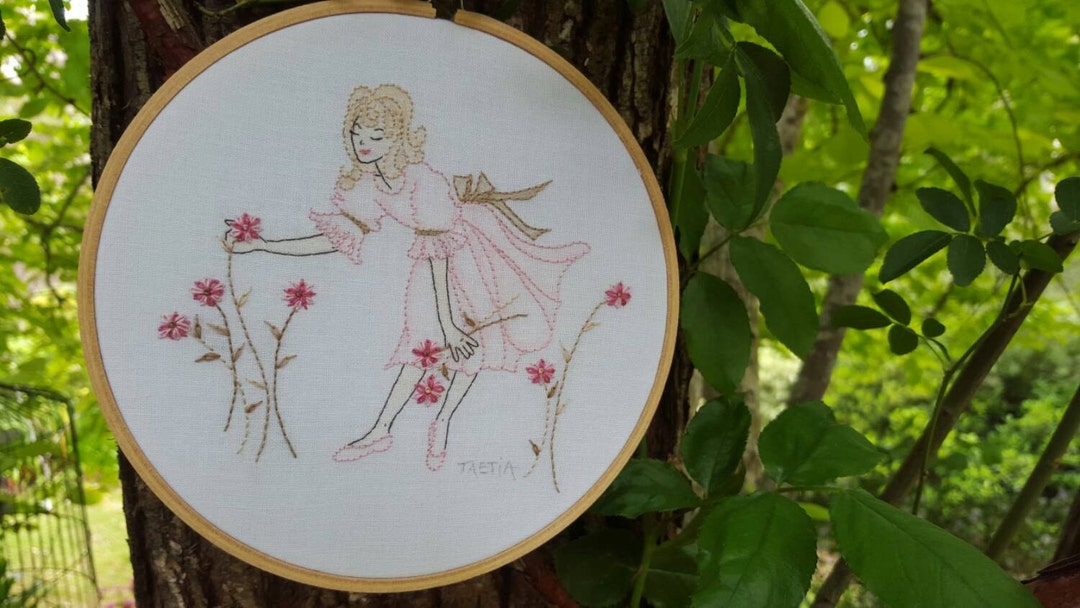 Hand Embroidered Girl Hand Embroidery Pattern & Instructions HOOP Art ...
