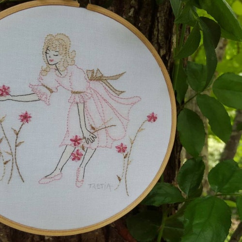 Hand Embroidered Girl Instructions & Pattern. Embroidery Hoop - Etsy