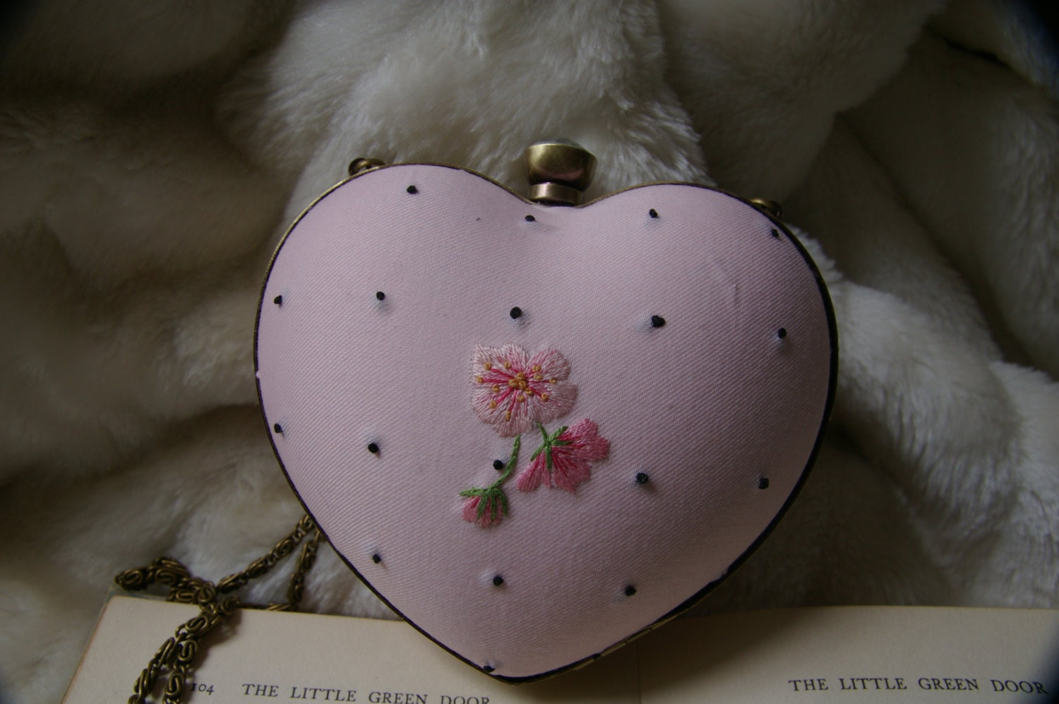 Hand Embroidery Pattern Purse Heart Shape Cherries Blossoms Hand ...