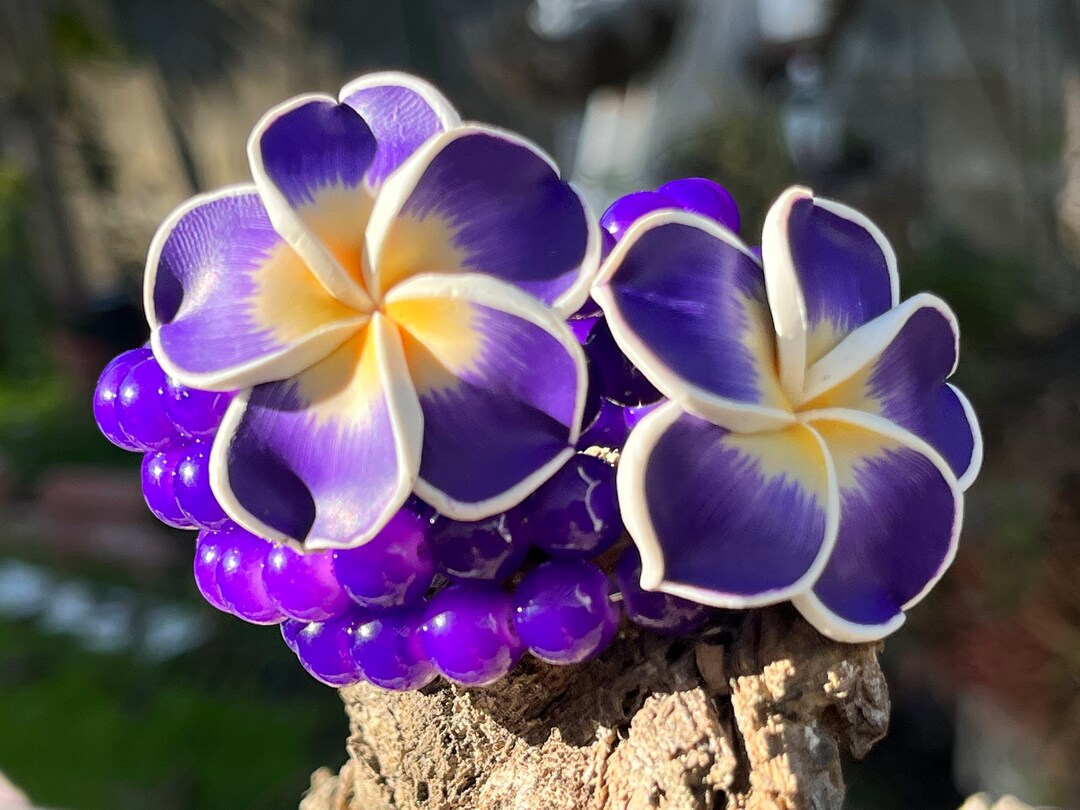 A Piece of Hawaii Plumeria Beaded Bracelet in Purple, Unique Purple ...