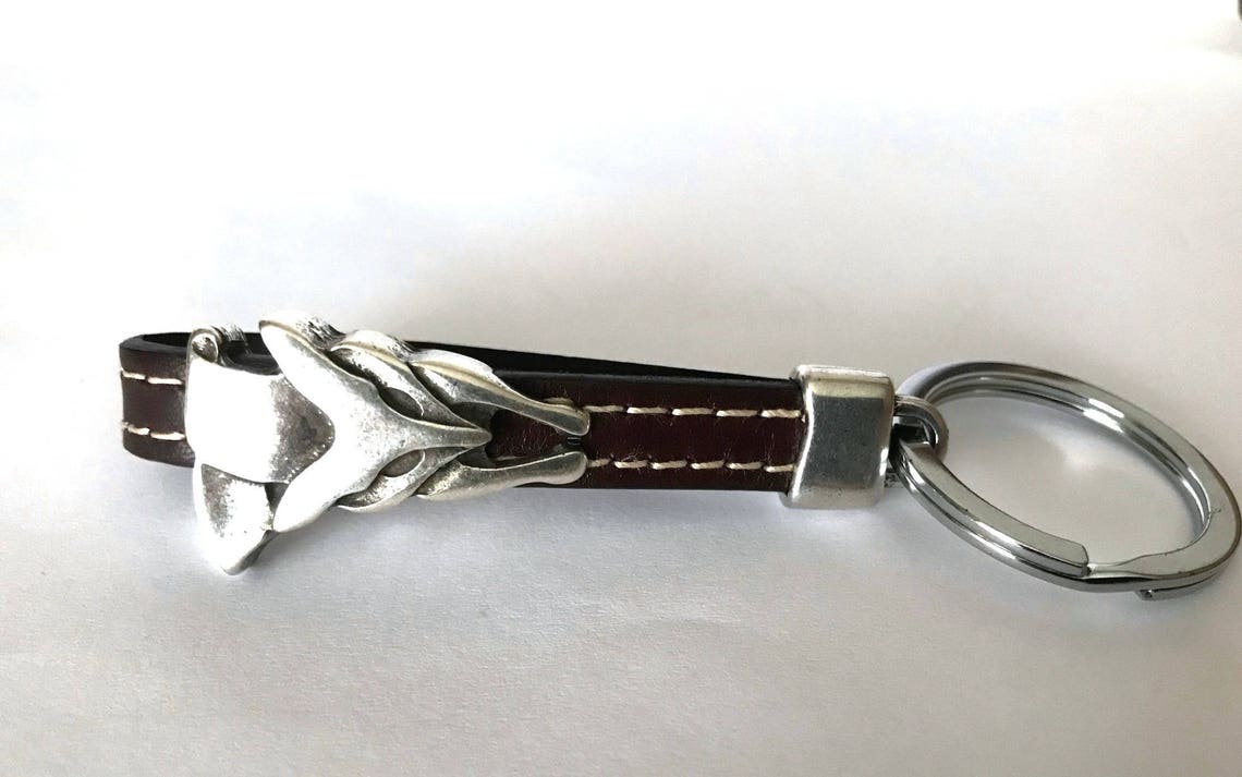 Wolf Keychan Leather Keychain Gift for Wolf Lovers - Etsy