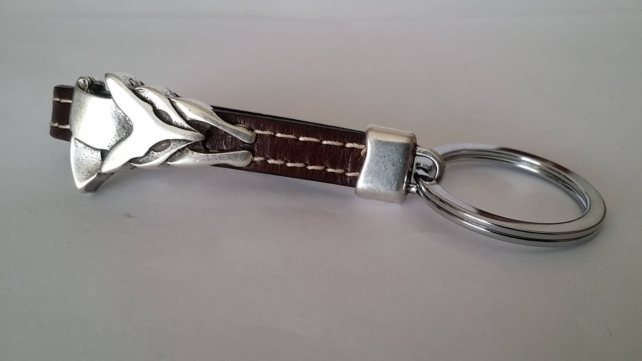 Wolf Keychan Leather Keychain Gift for Wolf Lovers Keychain - Etsy