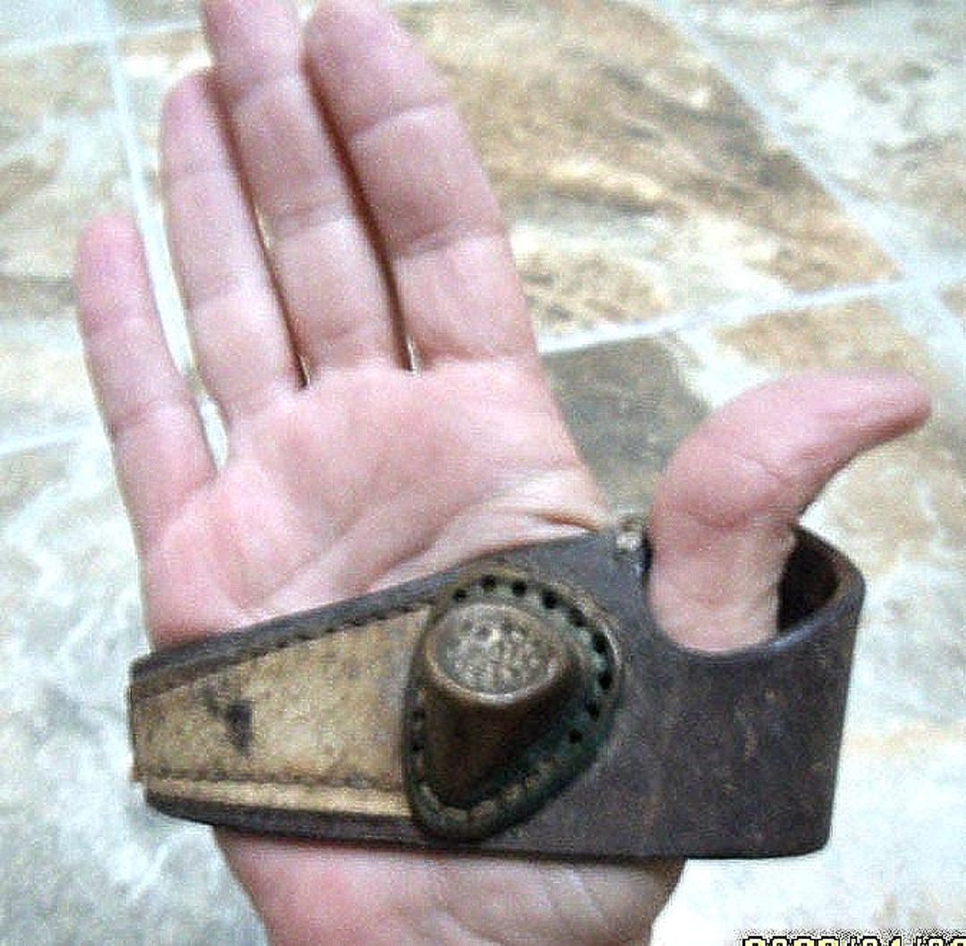 WWII Navy Military/nautical/ Maritime Sailmakers Tool, Thimble, Glove ...