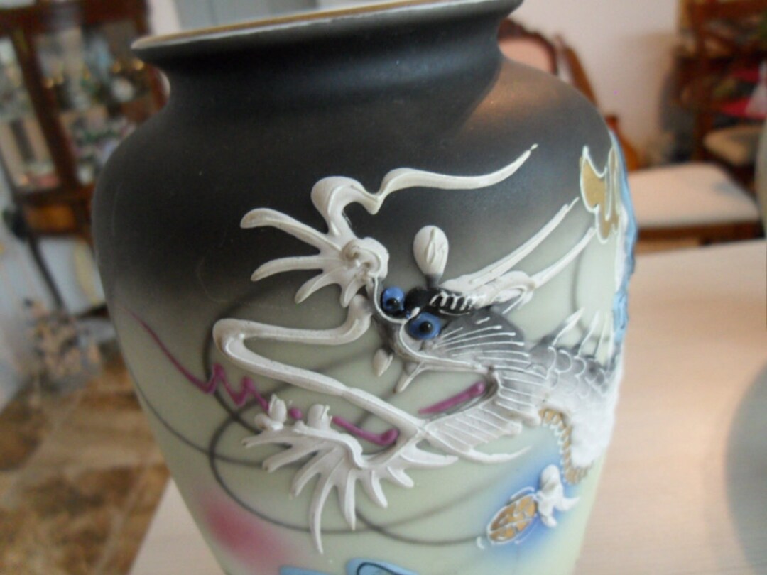 Dragonware Vase Vintage Hand Painted Japan Moriage Slip Clay - Etsy
