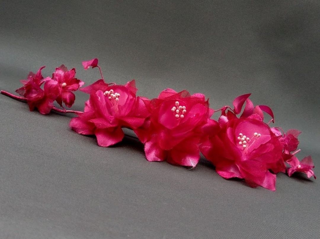 3 Vintage Fushia Roses Mounted on a Brooch for Your Artisanal Creations ...