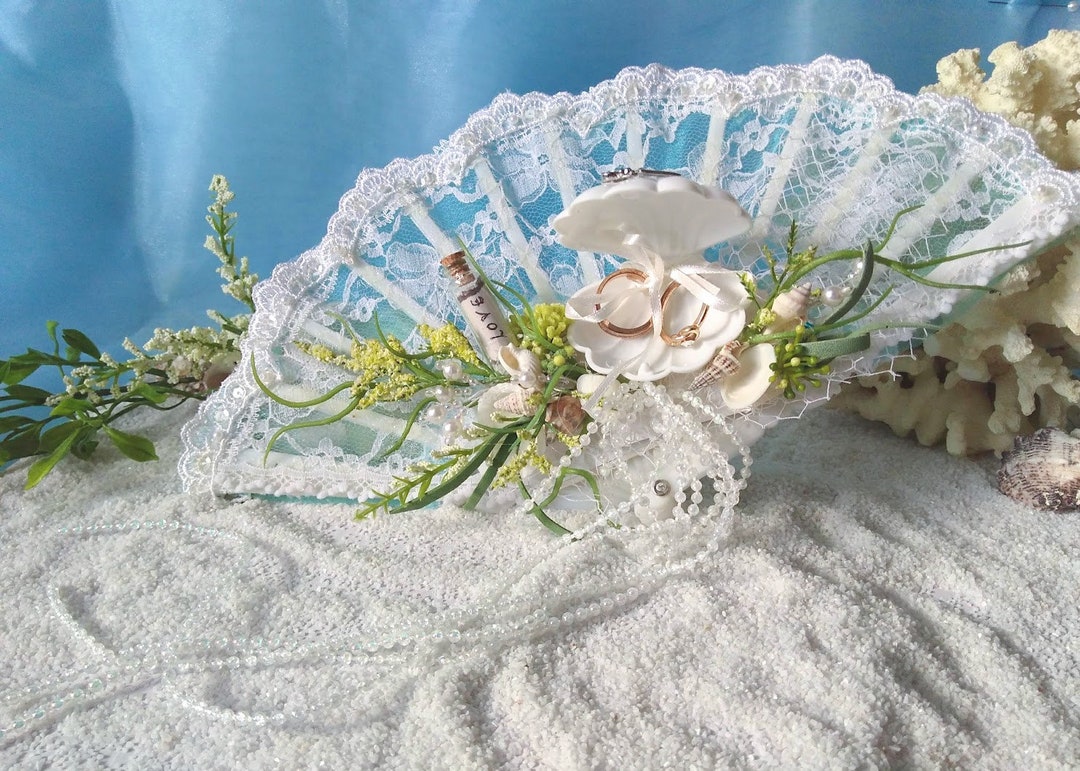 Chic Alternative to the Traditional Pillow for a Beach Wedding, Fan ...