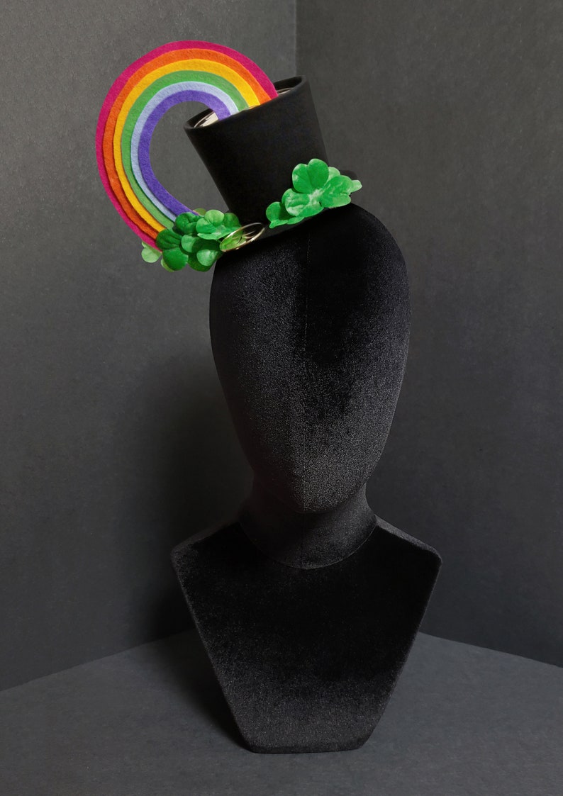 St. Patricks Day Rainbow and Pot of Gold with Shamrocks Top | Etsy