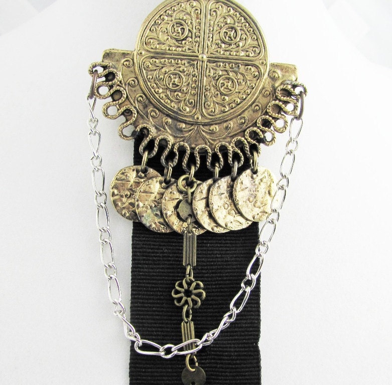 Altered Art Steampunk Medal With a Vintage Brooch Focal Victorian ...